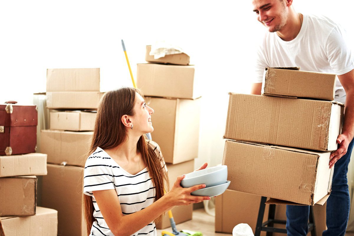 4 Tips for Moving From a Home to an Apartment or Condo in Charleston