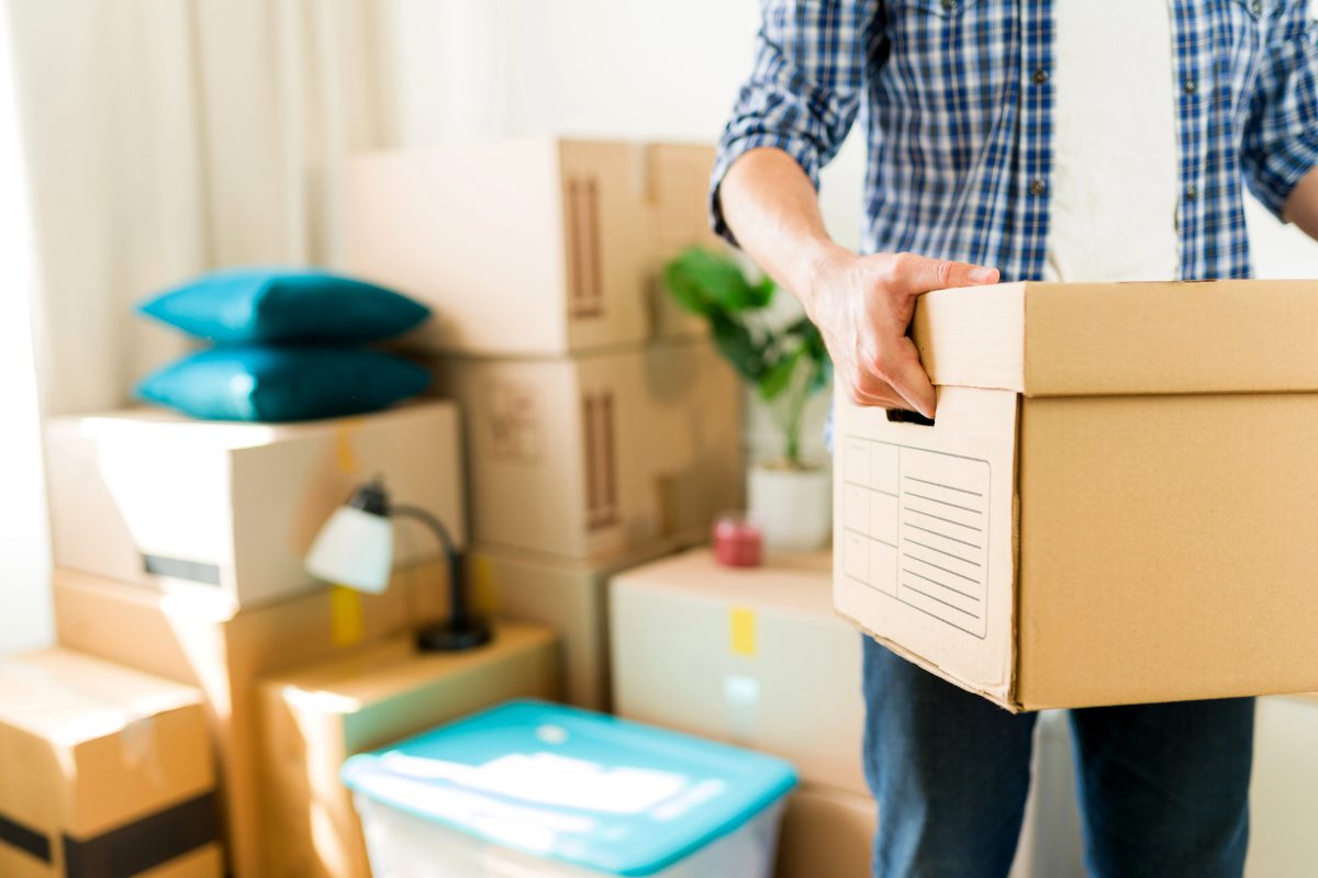 How Long Should It Take to Unpack After a Move?